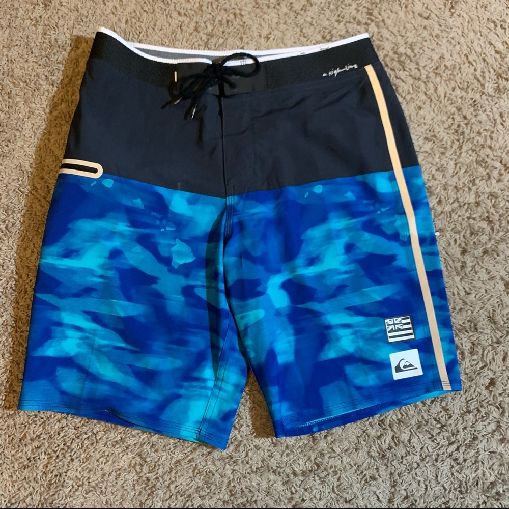 Quicksilver Board Shorts / Swim Trunks Nwot - Gem